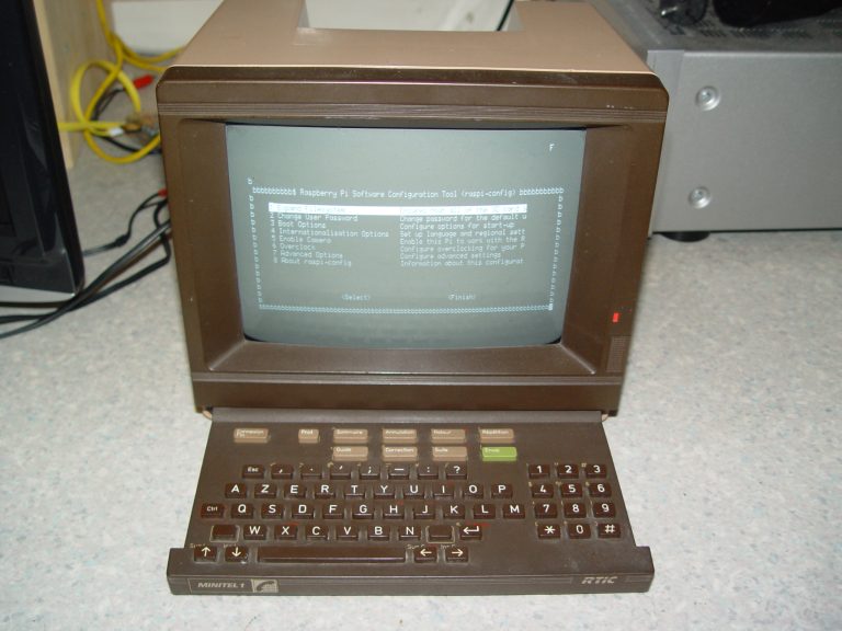 Un minitel comme terminal linux USB. Partie 3 : Et avec systemd ...